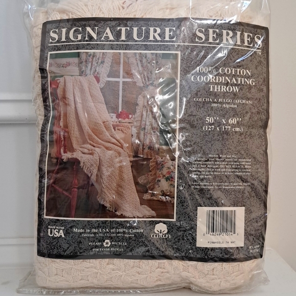Signature | Bedding | Signature Throw | Poshmark
